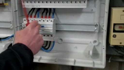 Groepenkast aansluiten wat zijn de prijzen hiervan?